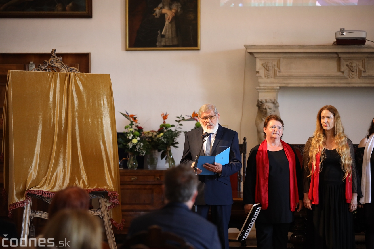 VIDEO a foto: Portrét grófa Pálffyho sa po desaťročiach vrátil späť na ...