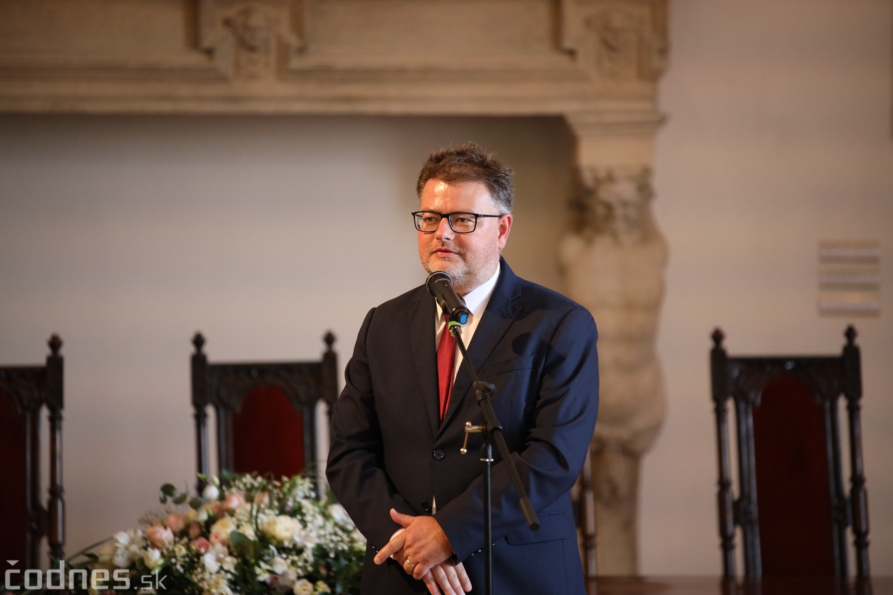 VIDEO a foto: Portrét grófa Pálffyho sa po desaťročiach vrátil späť na ...